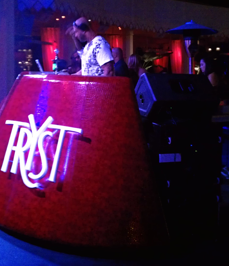 Daunte Culpepper DJing at Tryst Nightclub in Las Vegas?