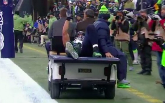 Jimmy Graham suffers serious injury vs Steelers (Video)