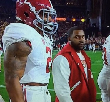 Derrick Henry talks about viral championship game photo with Mark Ingram