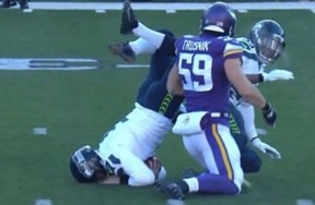 Jon Ryan suffered broken nose on botched punt (Video) | Larry Brown Sports