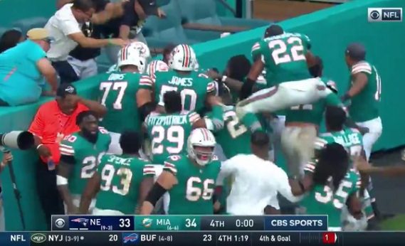 Miami Dolphins beat Patriots on miracle final play
