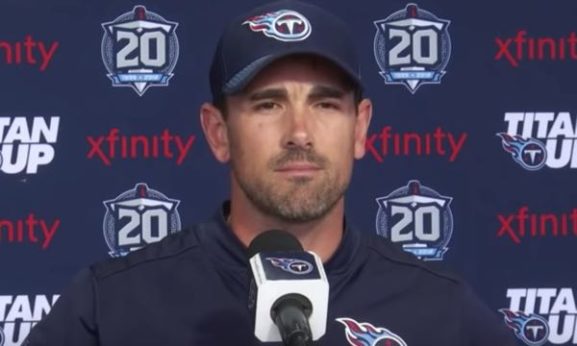 Packers' Matt LaFleur blocked from interviewing brother for staff role