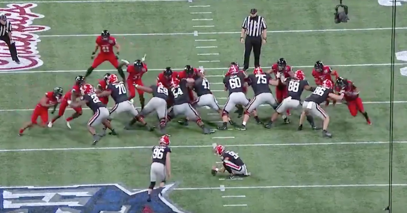 Video: Jack Podlesny kicks game-winning 53-yard field goal for Georgia