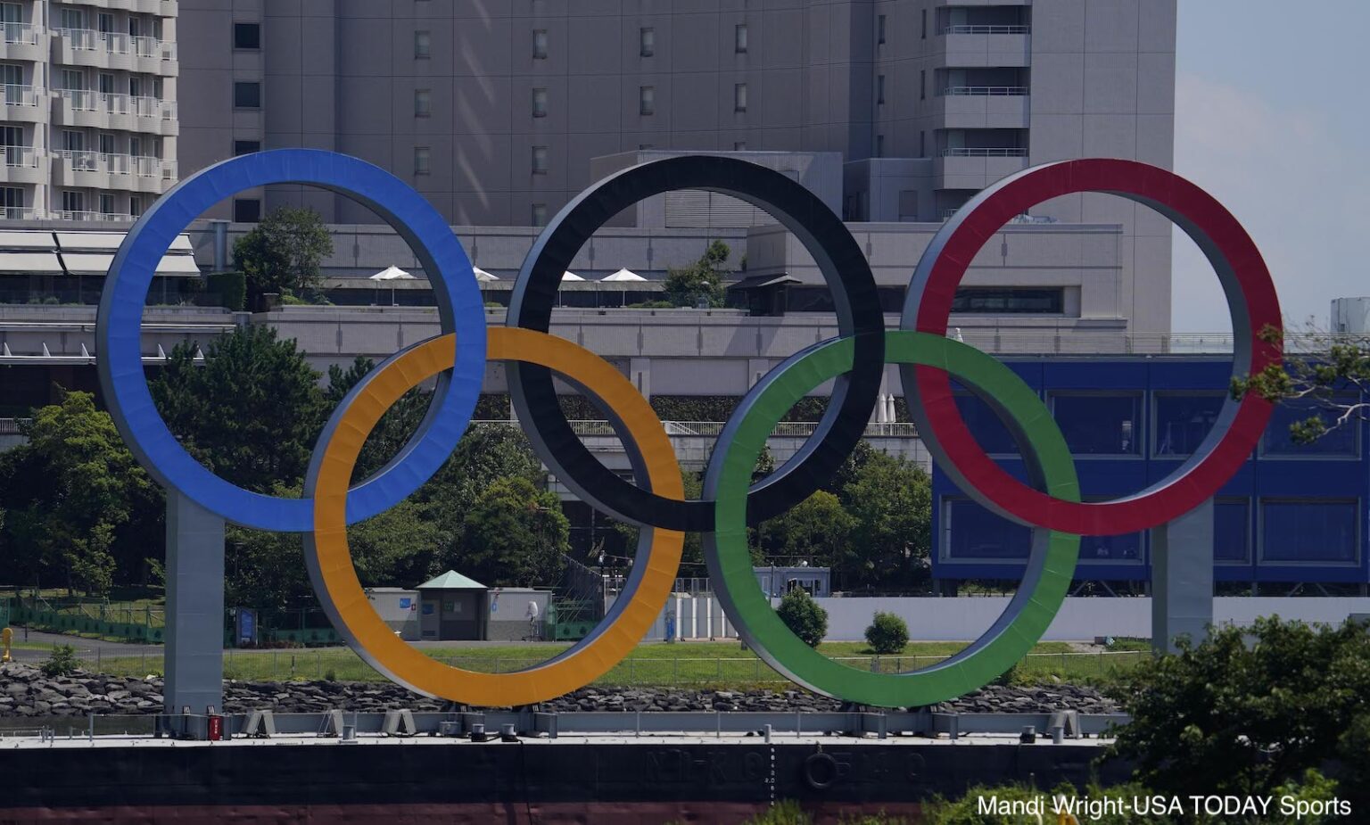 U.S. snowboarder breaks silence after controversial Olympics ...