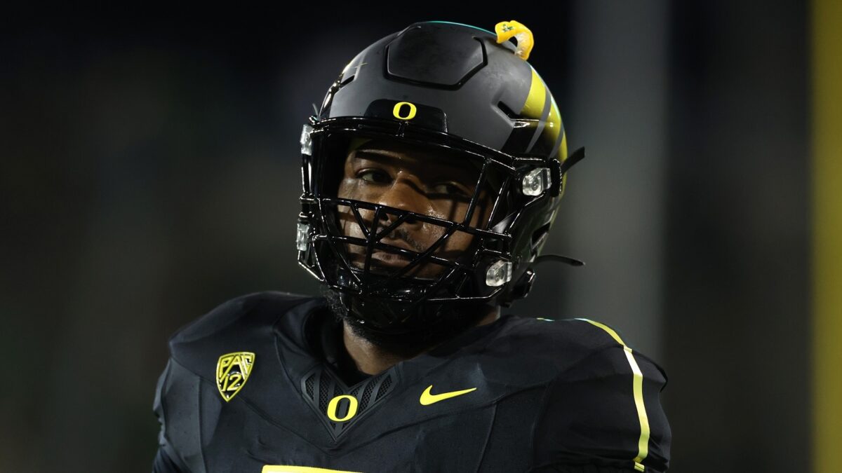 Kayvon Thibodeaux makes bold statement at Oregon Pro Day
