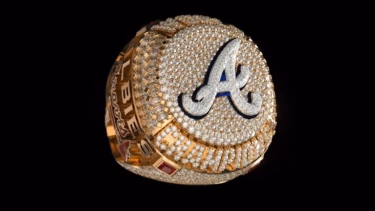 Braves' incredible World Series rings include tributes to franchise legend