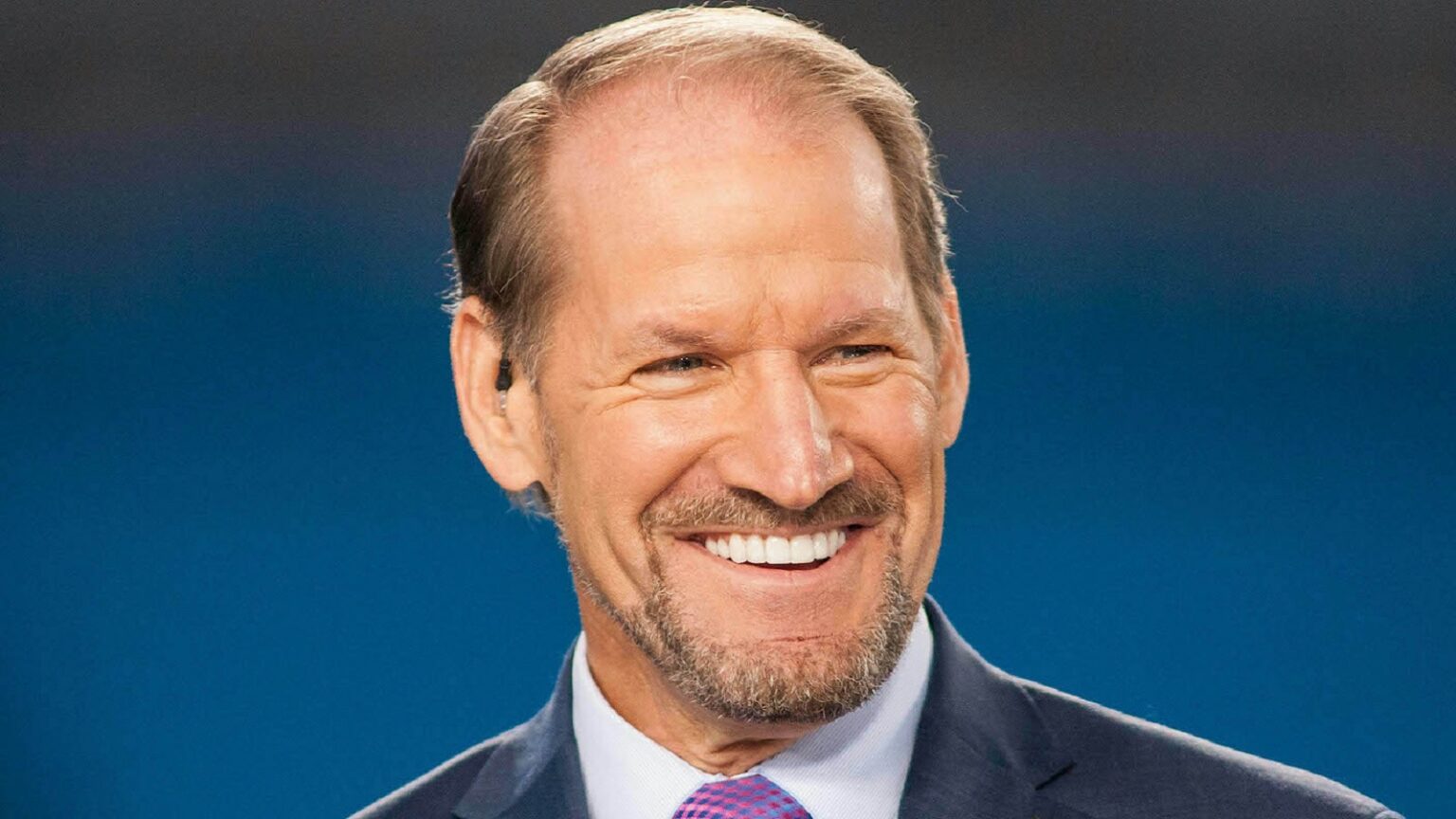 Bill Cowher shares how Steelers should handle Kenny Pickett better
