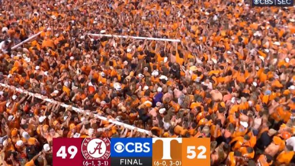 Video: Tennessee fans bring down goal posts after storming field