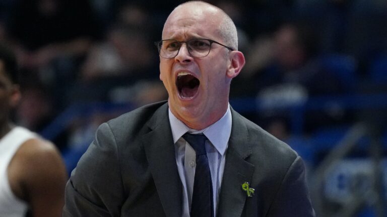 Old Dan Hurley quote goes viral after UConn's latest blowout win