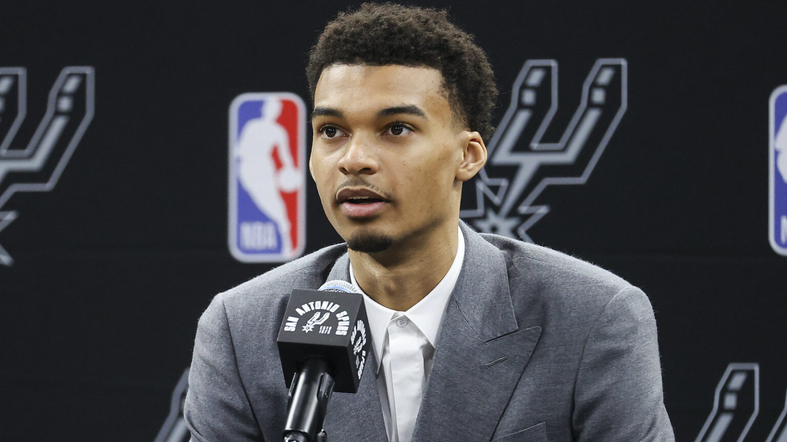 Report: Spurs 'discussed' trade for All-Star to pair with Victor Wembanyama