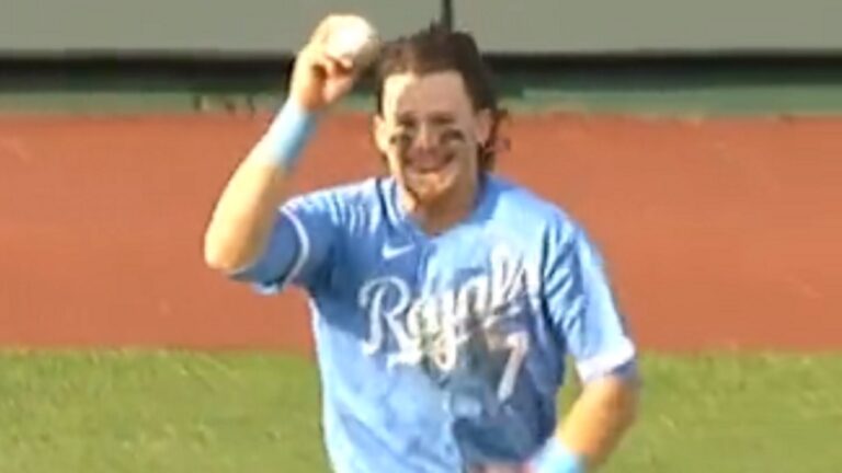 Bobby Witt Jr. had cool gesture for rookie teammate