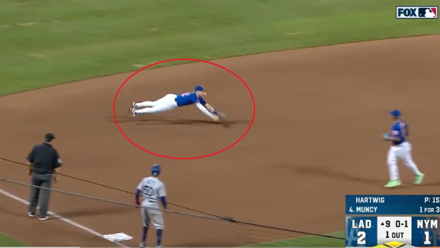 Something weird happened on Brett Baty's embarrassing error