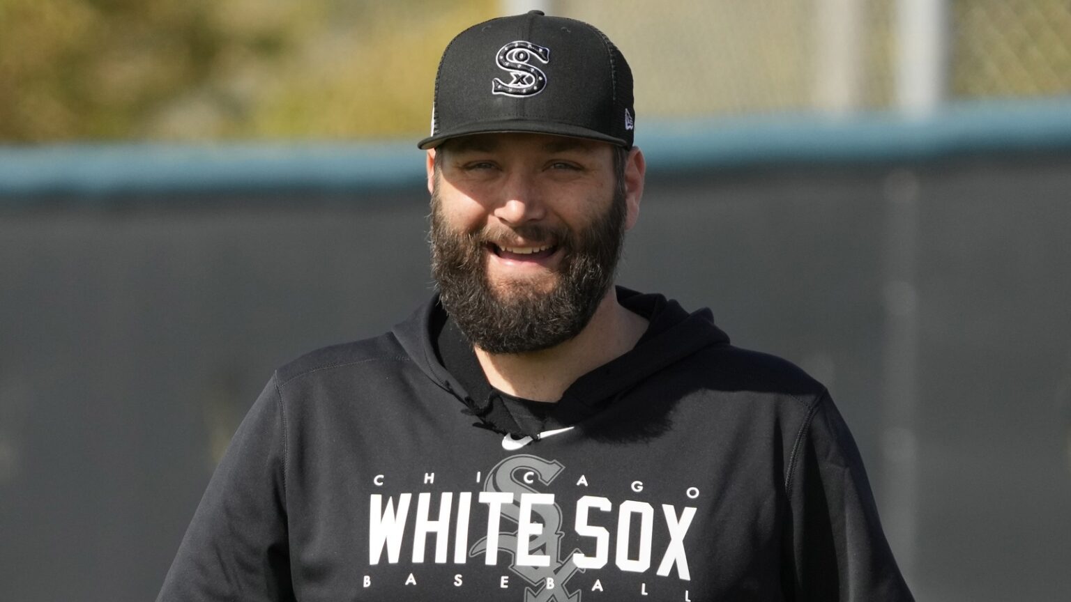 Ex-World Series champion pitcher announces his retirement