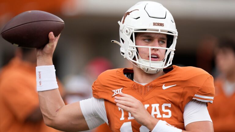 Arch Manning's roommate transfers to rival school