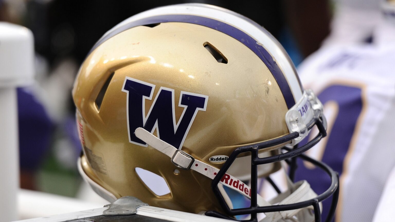 Washington star WR declares for NFL Draft