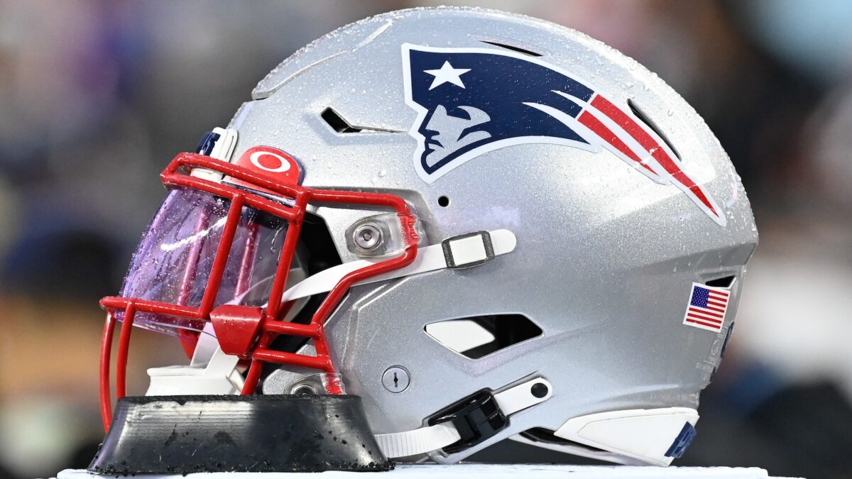 Patriots linked to 2 star players ahead of trade deadline
