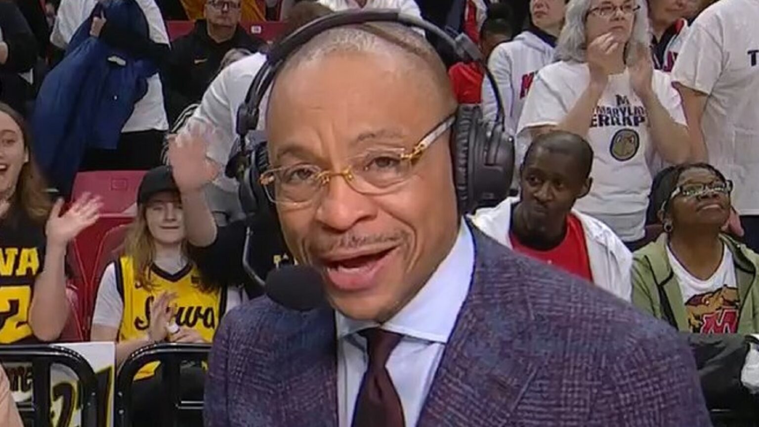 Gus Johnson - Larry Brown Sports