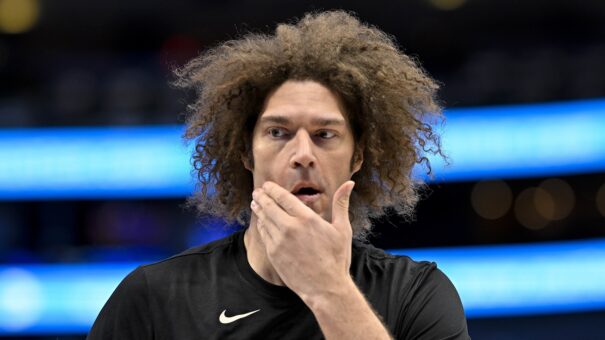Robin Lopez sends great message after being traded
