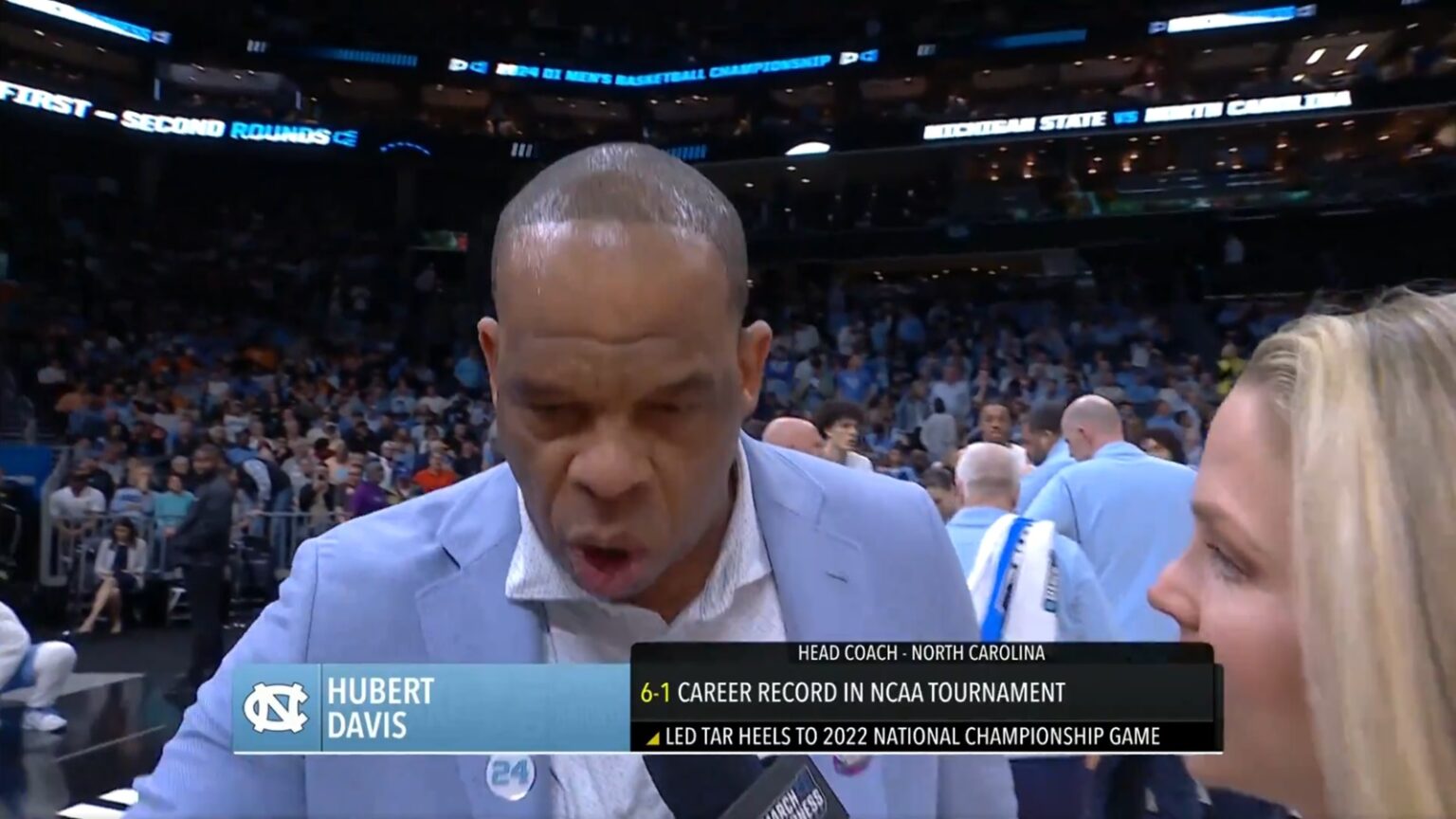 Hubert Davis goes viral for fiery in-game interview