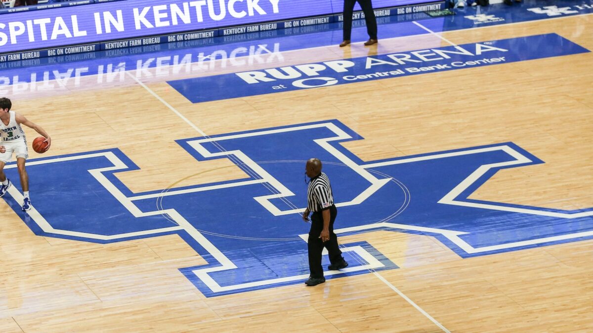 Kentucky scores huge name in transfer portal
