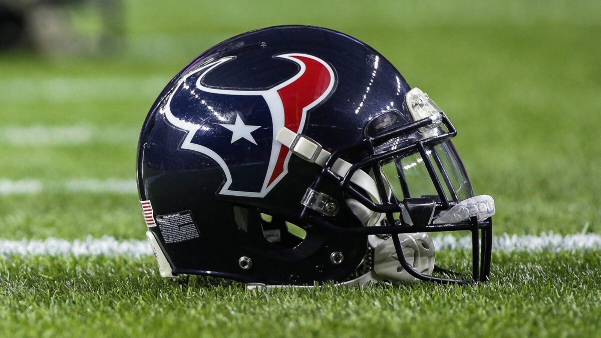 Texans trade for former 1,000-yard receiver