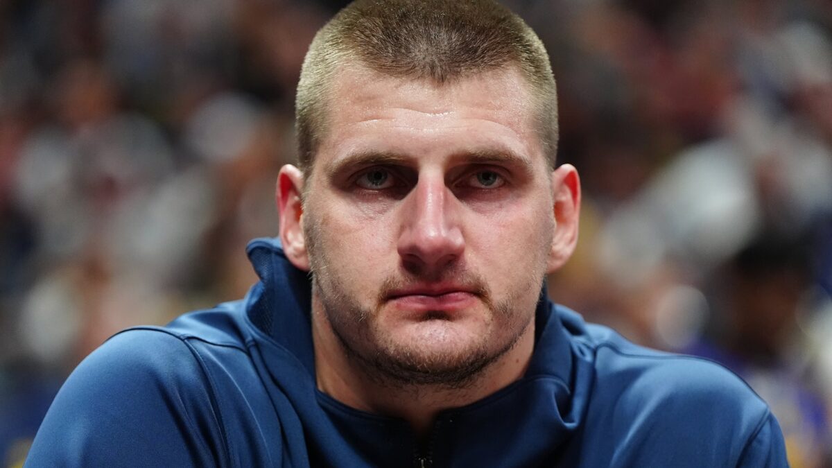 Report: Nuggets could sign a very familiar player to Nikola Jokic
