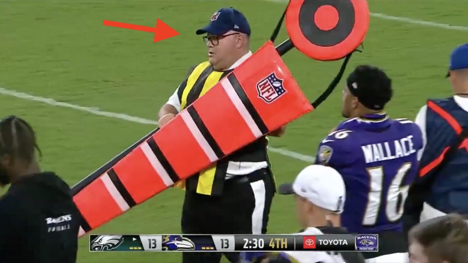 Announcer goes off on chain gang during Eagles-Ravens preseason game