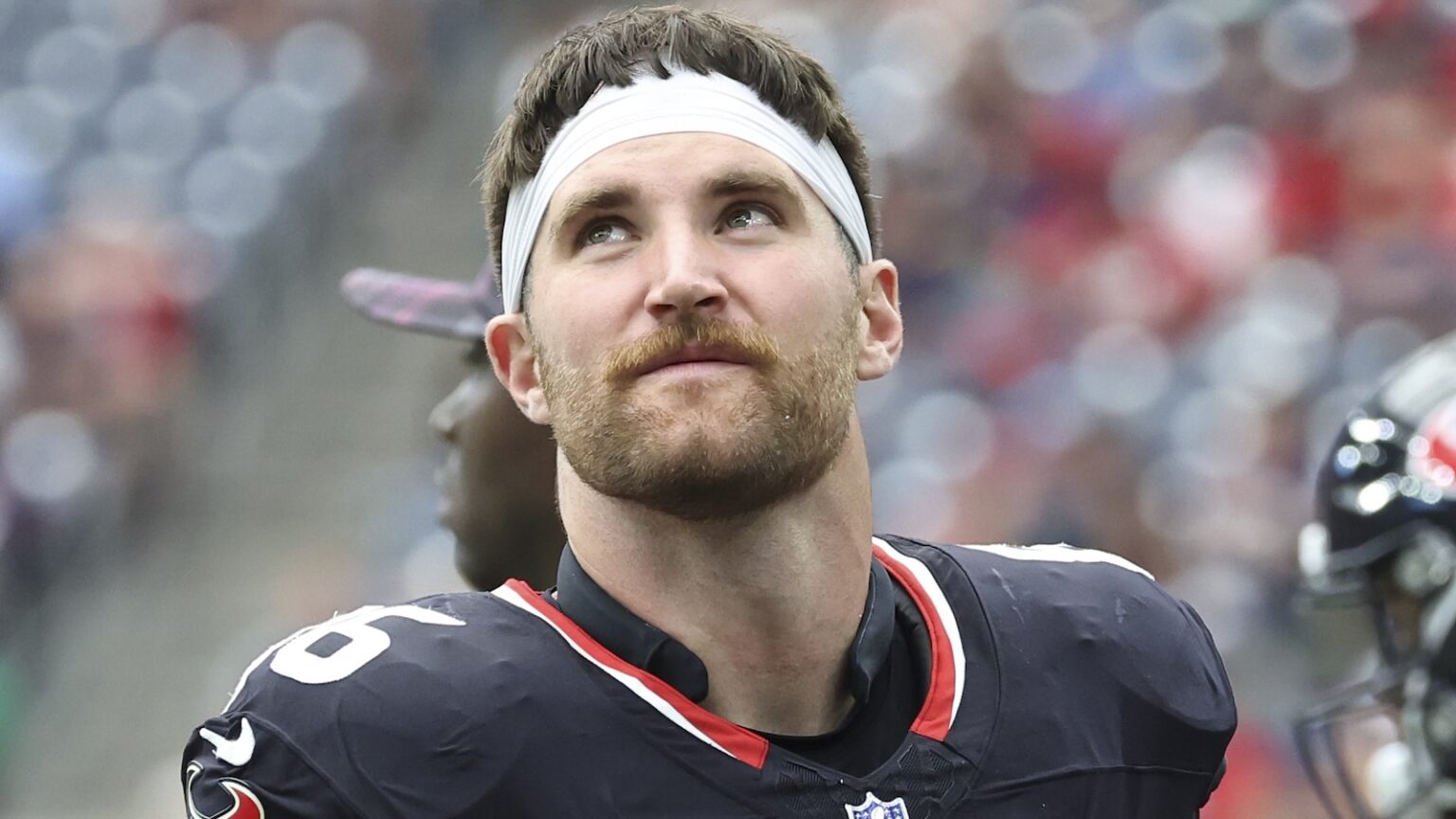 Dalton Schultz trolls Cowboys with social media video