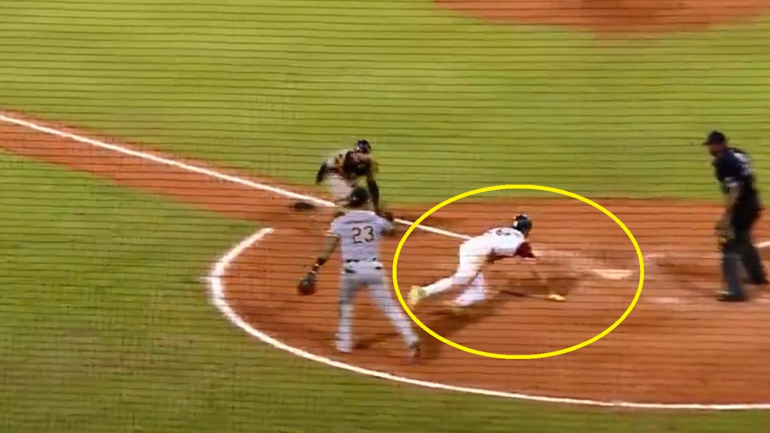 Mets outfielder goes viral for amazing steal of home in Dominican ...