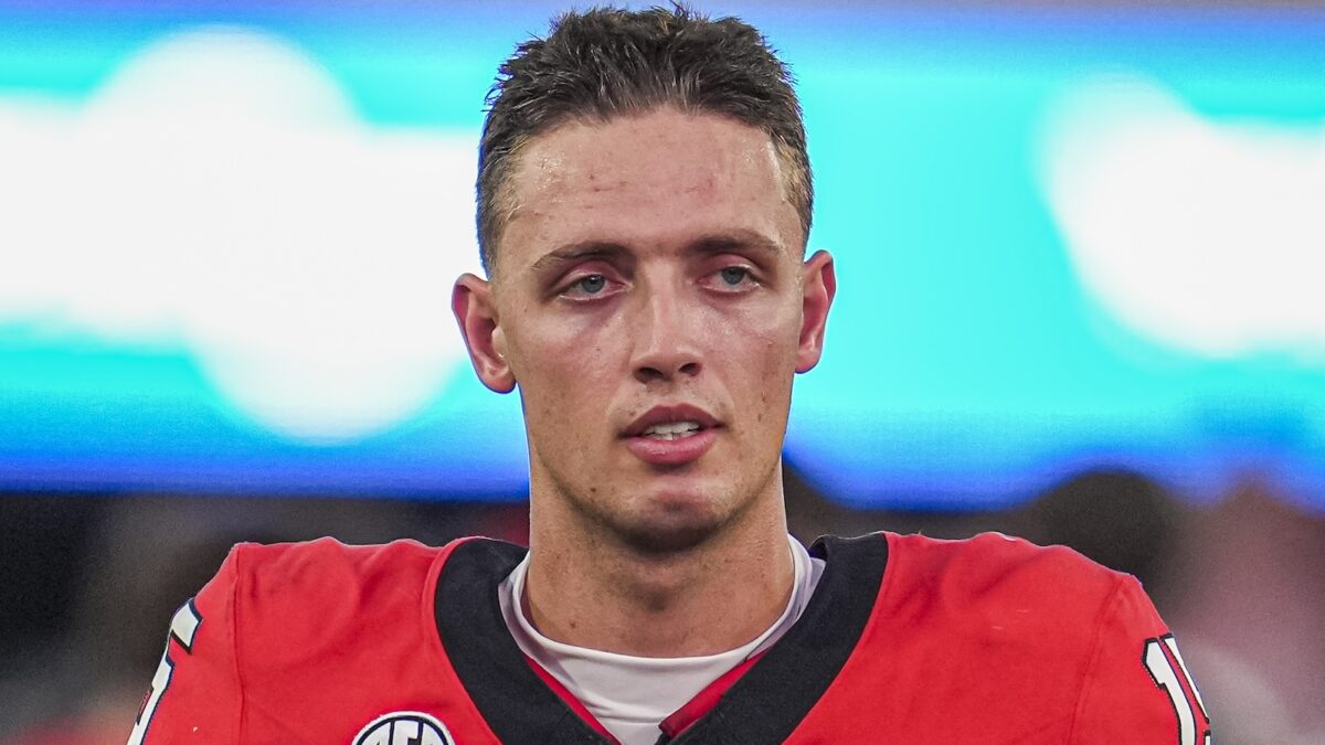 Carson Beck was reportedly pursued by surprising Georgia rival