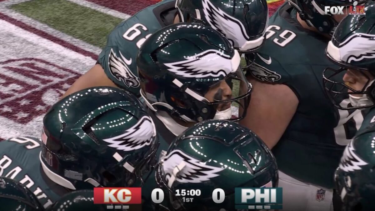 Fans all said the same thing about FOX's new scorebug for Super Bowl