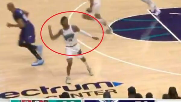 Ja Morant debuts interesting new celebration