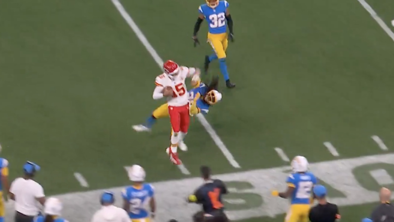 Patrick Mahomes called out after his dirty hit on Chargers DB