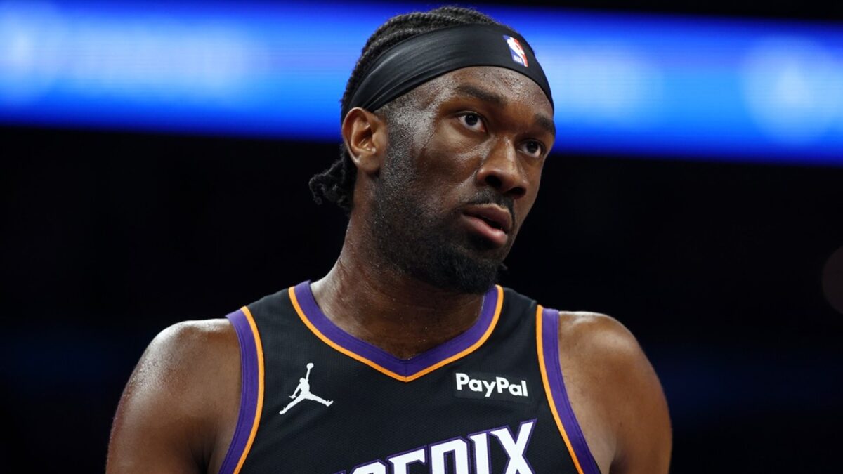Mark Williams takes a vulgar shot at the Lakers over rescinded trade