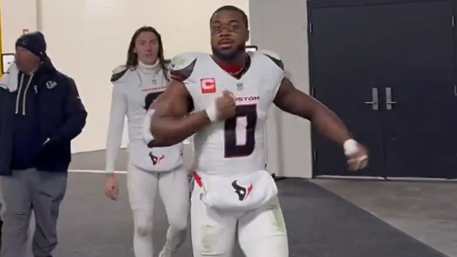Video of Texans player shamelessly trolling Mike Tomlin emerges