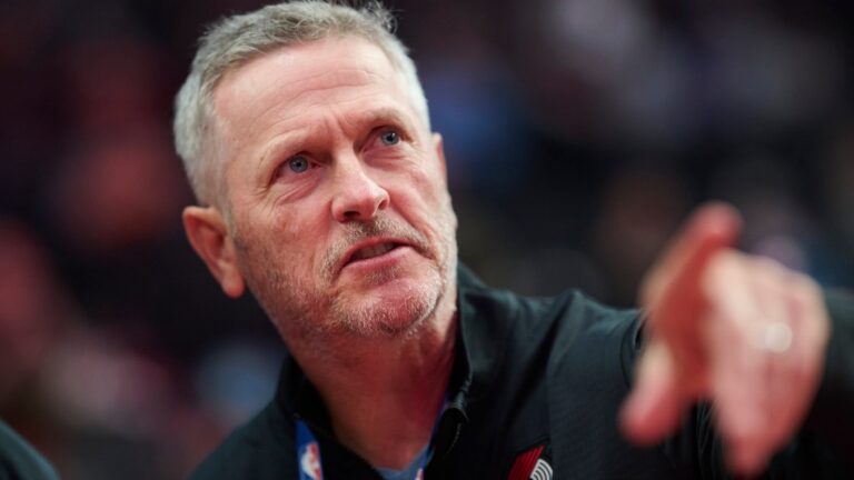 Blazers owner Tom Dundon may target team's mascots in latest cost ...