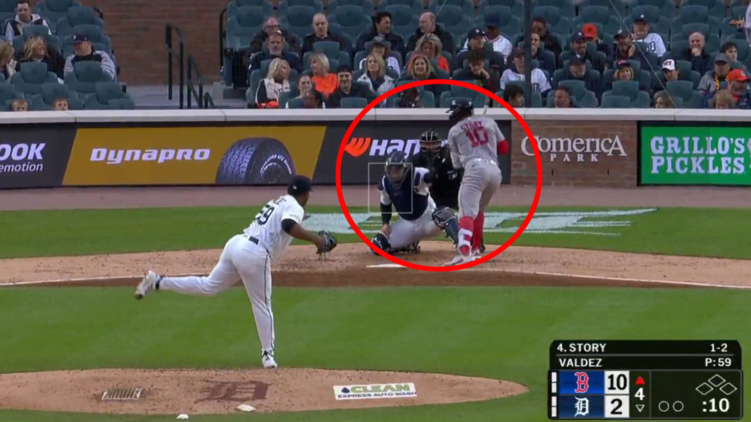 Javy Baez suffers an ugly ankle injury on ill-advised slide into first base